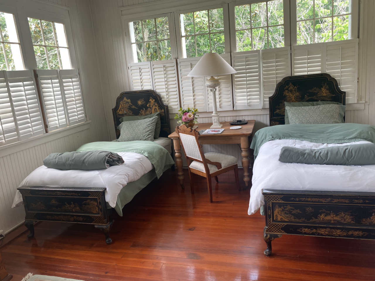 Bed & Breakfast | The Linwood Inn